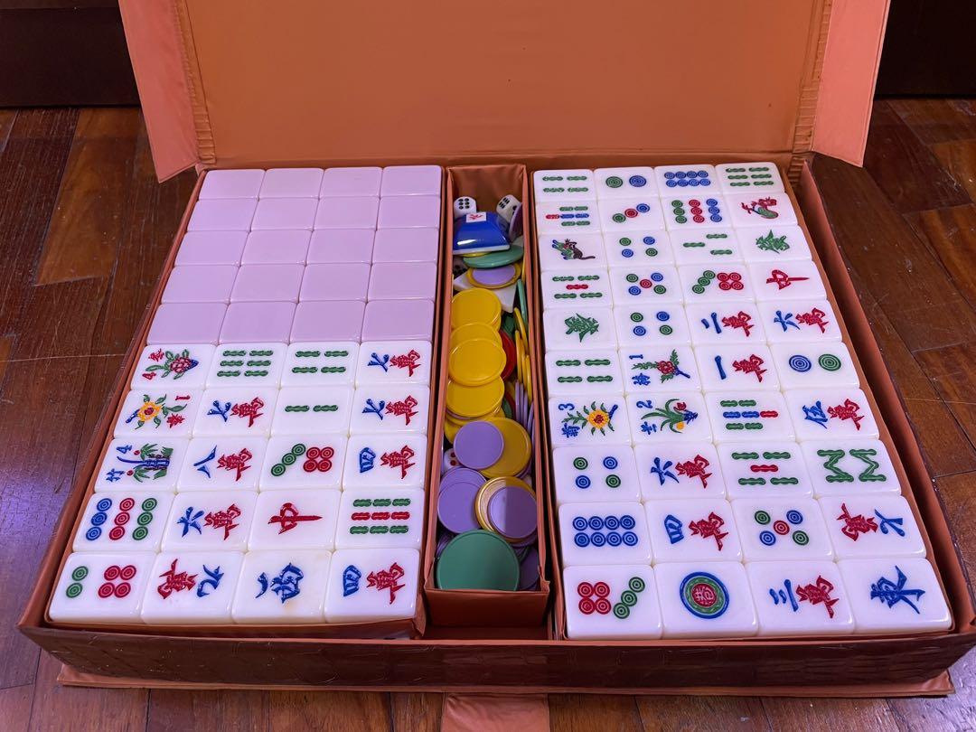 Beautiful Mahjong Set, Hobbies & Toys, Toys & Games on Carousell