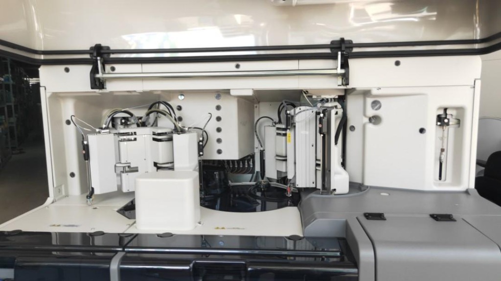 Beckman coulter Unicel DxC 600 Synchrony Clinical System For Sale ...