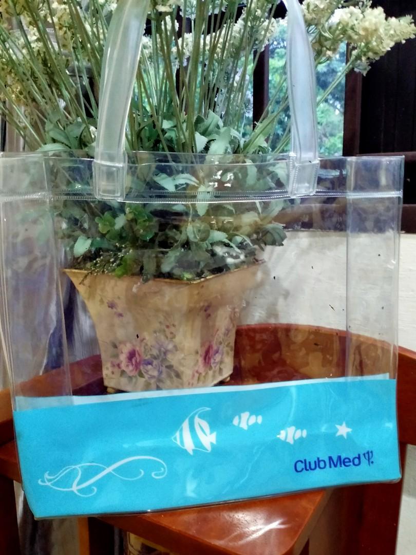 Club Med Tote Bag, Hobbies & Toys, Collectibles & Memorabilia, Vintage ...
