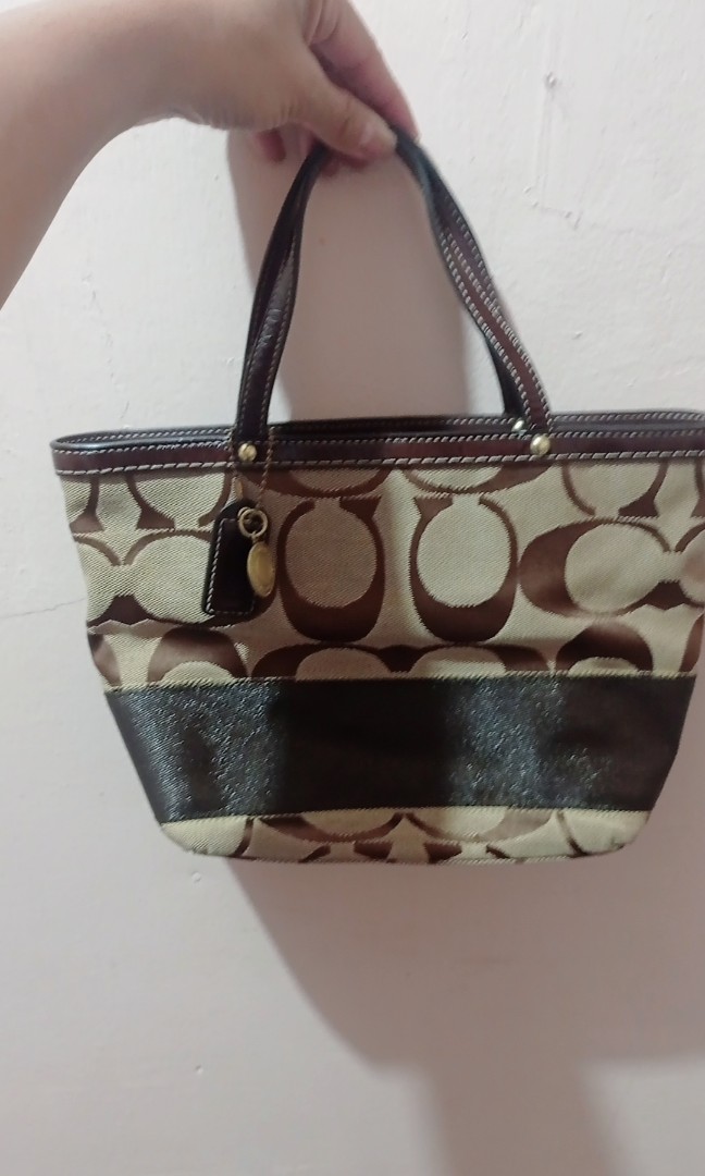 Coach Small Neverfull, Women's Fashion, Bags & Wallets, Tote Bags on ...