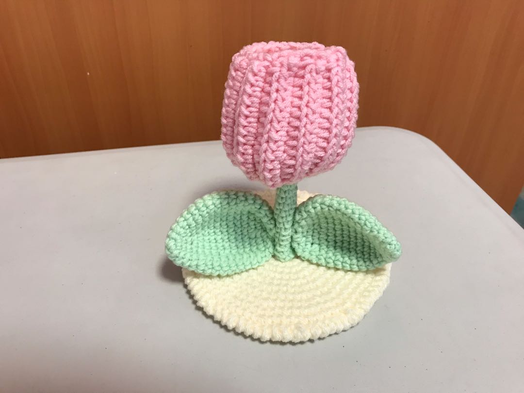 Crochet Tulip Phone stand/Mini Storage/Decor, Hobbies & Toys ...