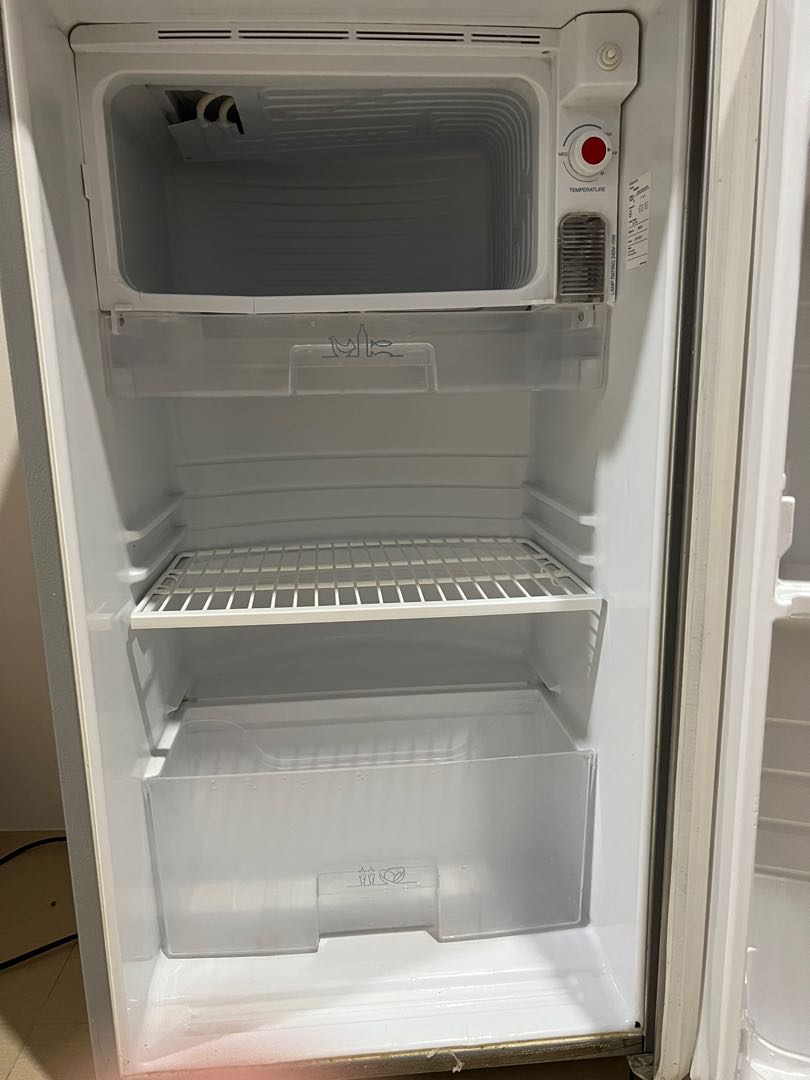 Electrolux 5 cubic Ref, TV & Home Appliances, Kitchen Appliances ...