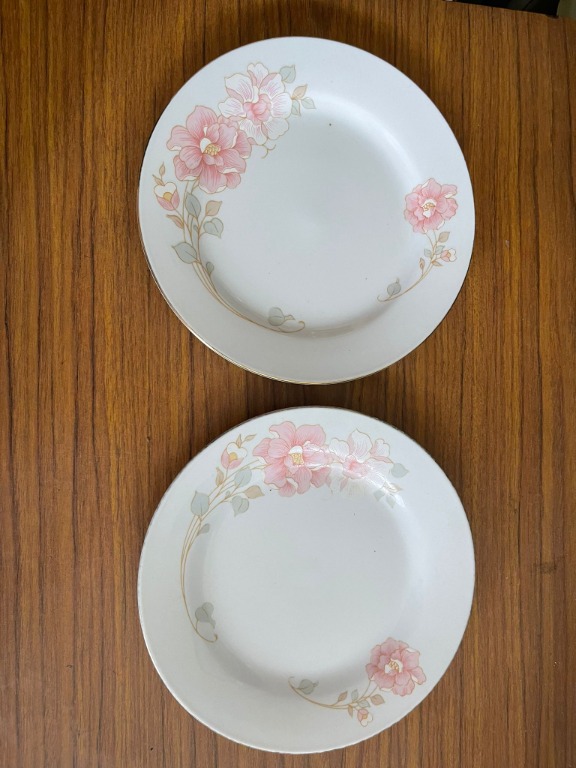 Flower Design Plate, Furniture & Home Living, Kitchenware & Tableware ...