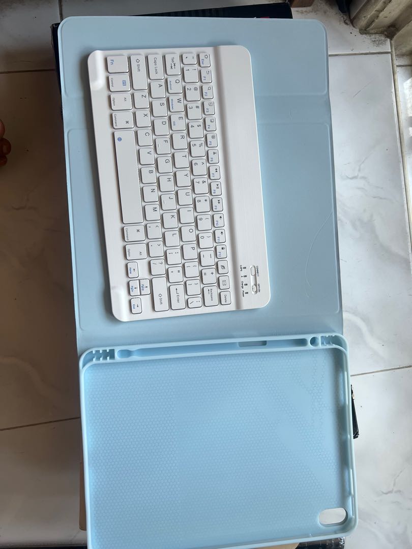 Light blue tab cover with wireless keyboard, Computers & Tech, Parts ...