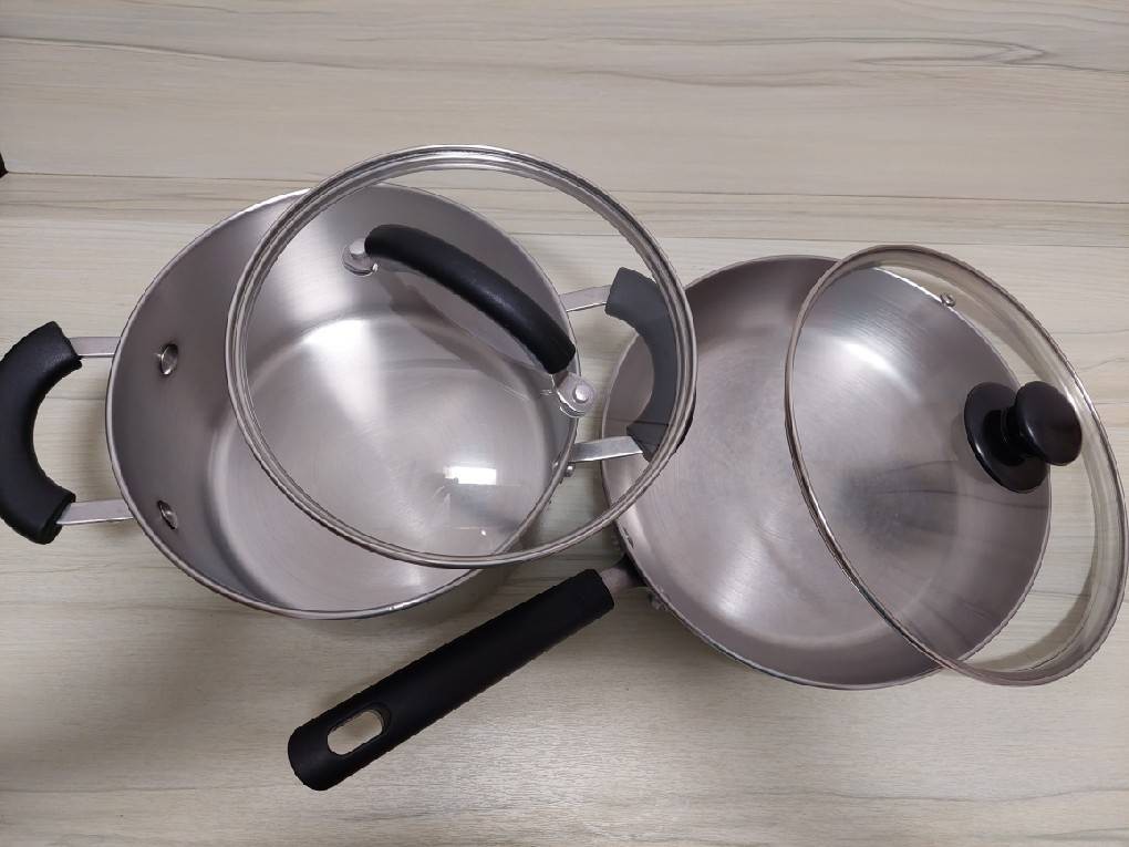 Meyer pot / pan, Furniture & Home Living, Kitchenware & Tableware ...
