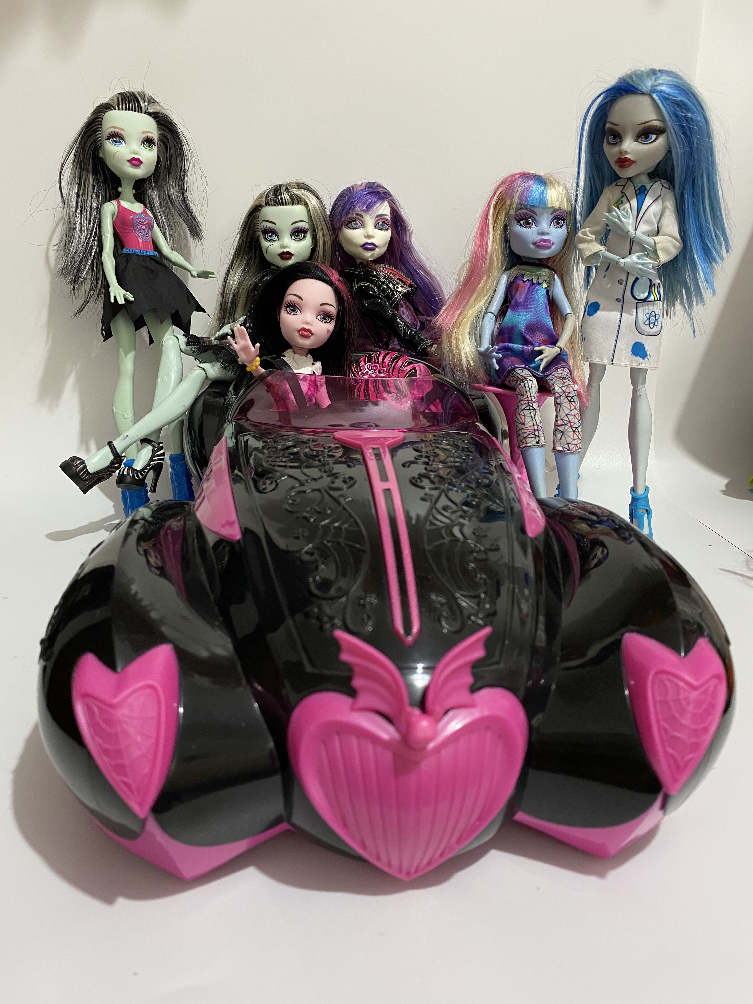 Monster High Car, Hobbies & Toys, Toys & Games on Carousell