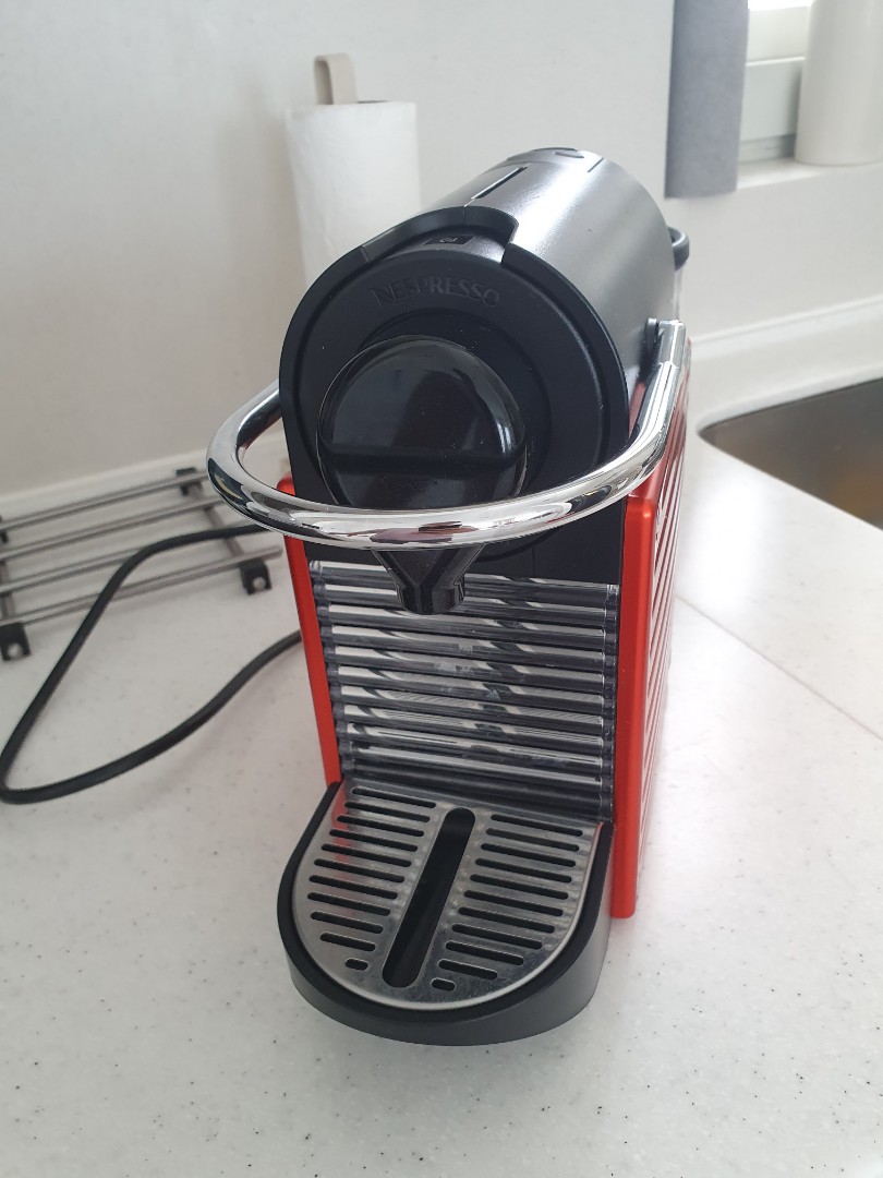 Nespresso Pixie Electric Red & Aeroccino Bundle (Used), TV & Home ...