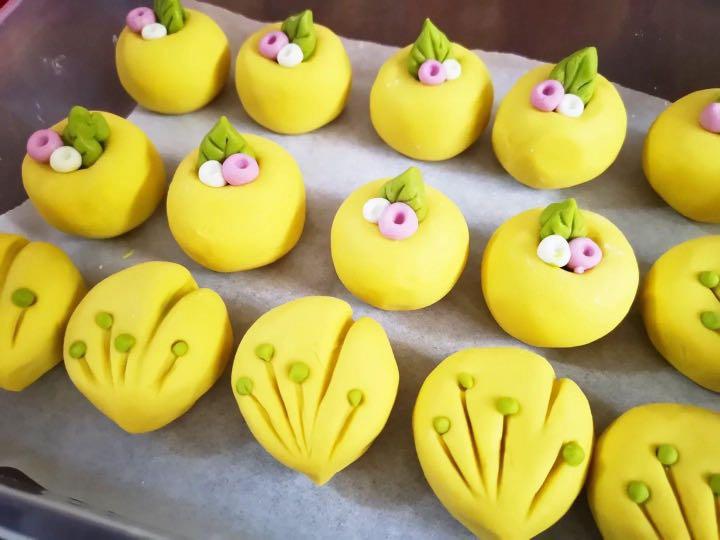 Preorder kuih nyonya - angku kuih with Natural ingredients #angkukuih # ...