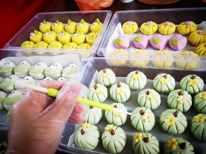 Preorder kuih nyonya - angku kuih with Natural ingredients #angkukuih # ...