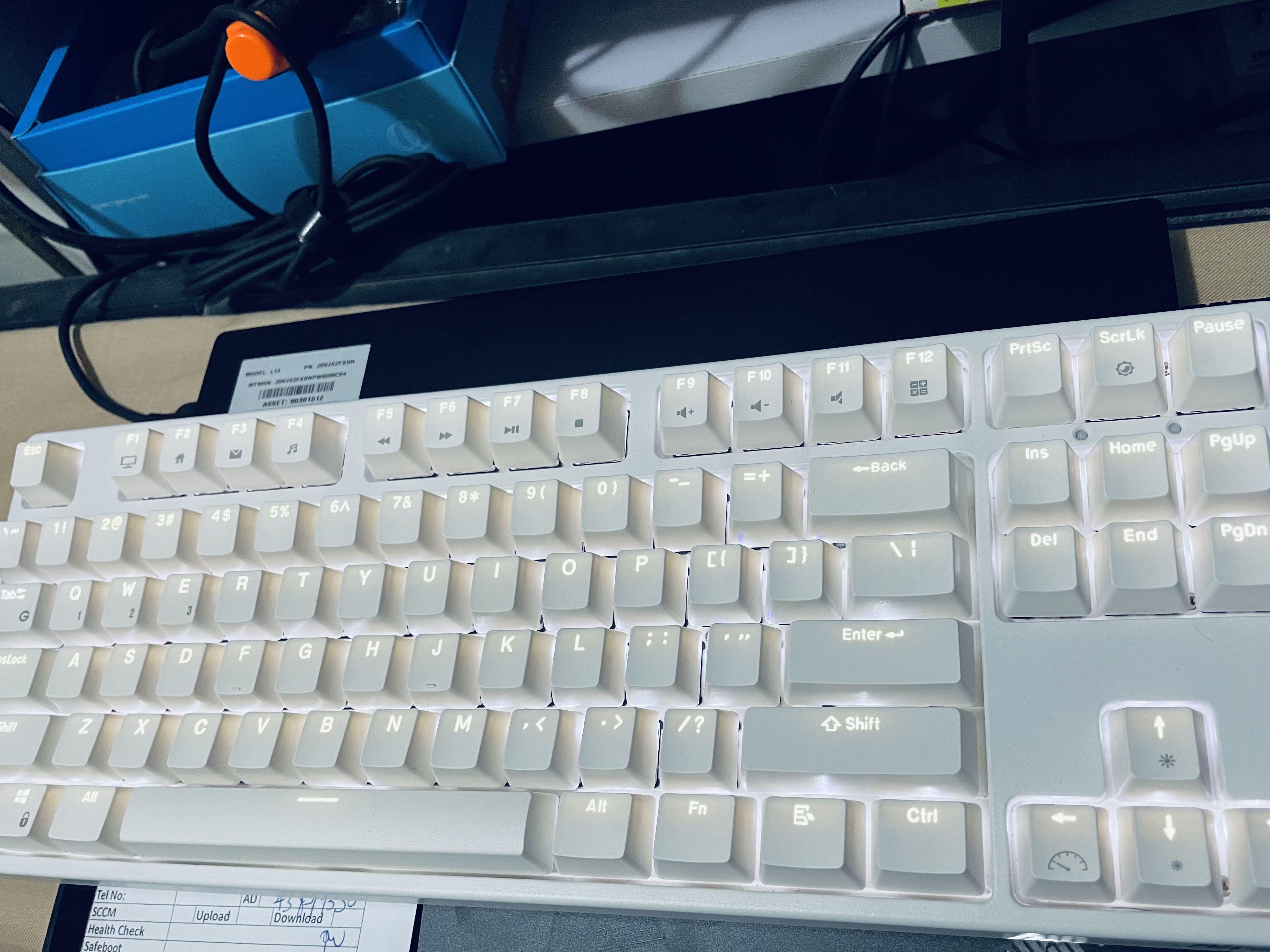 Royal Kludge RK987A 白色背光紅軸機械鍵盤, 電腦＆科技, 電腦周邊及配件, 電腦鍵盤及相關產品 - Carousell