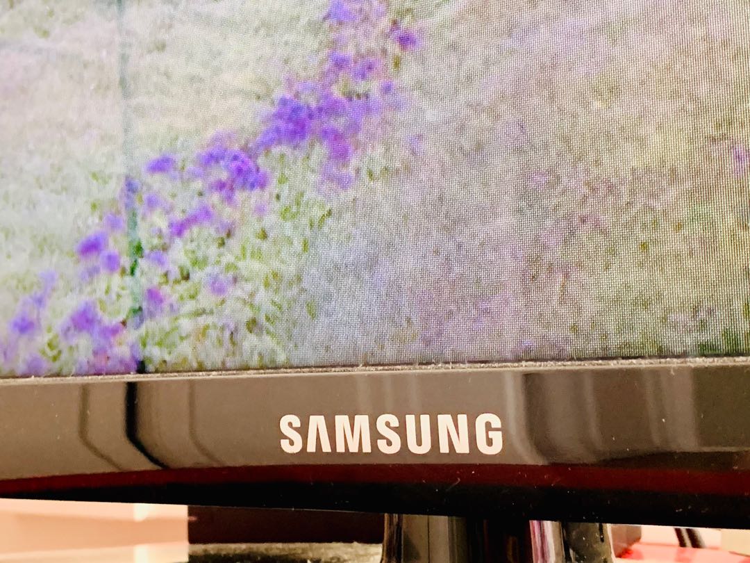 Samsung 40 inch LED TV, TV & Home Appliances, TV & Entertainment, TV on ...