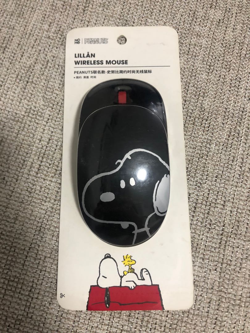 Snoopy Wireless Mouse, Everything Else on Carousell