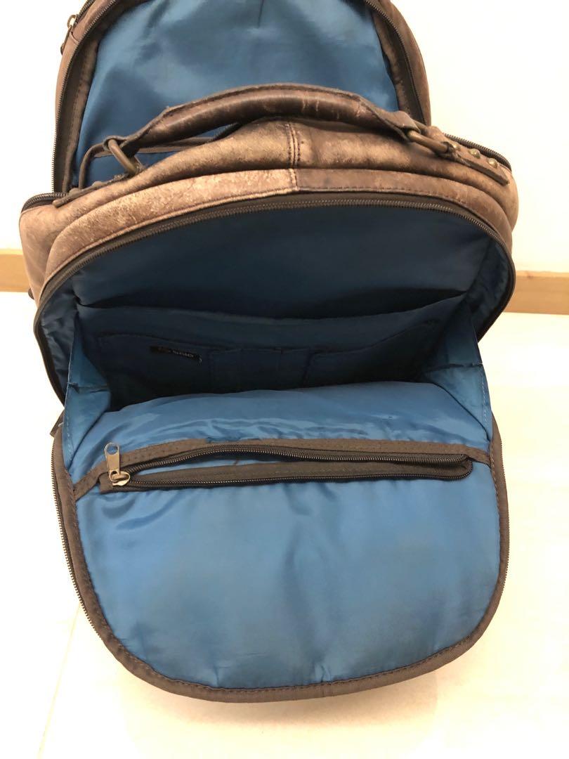 Solo leather Backpack, Men's Fashion, Bags, Backpacks on Carousell