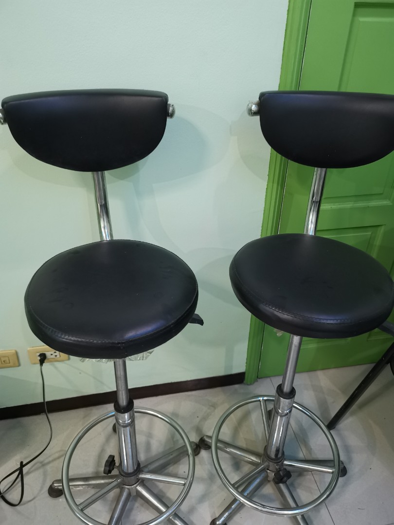 Swivel High Chair, Furniture & Home Living, Furniture, Chairs on Carousell