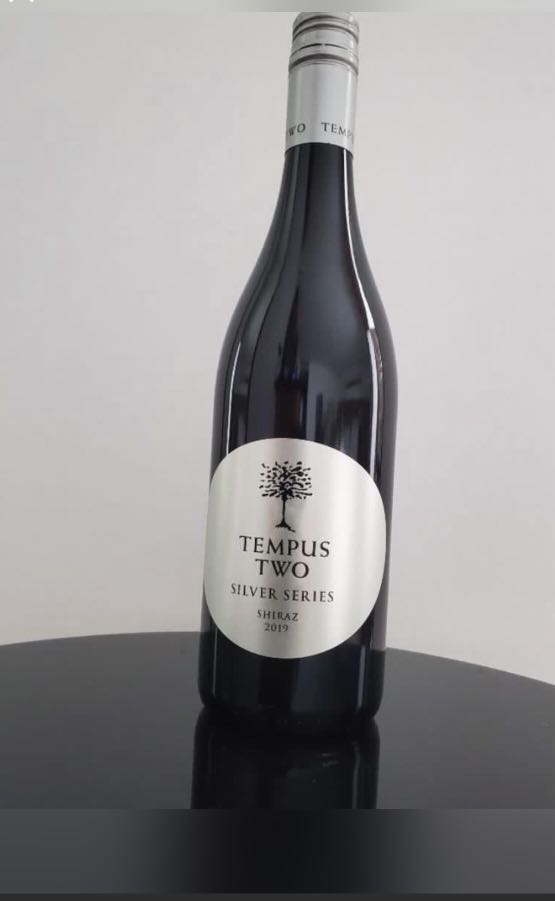 Tempus Two Silver Series Shiraz 2018, Food & Drinks, Alcoholic ...
