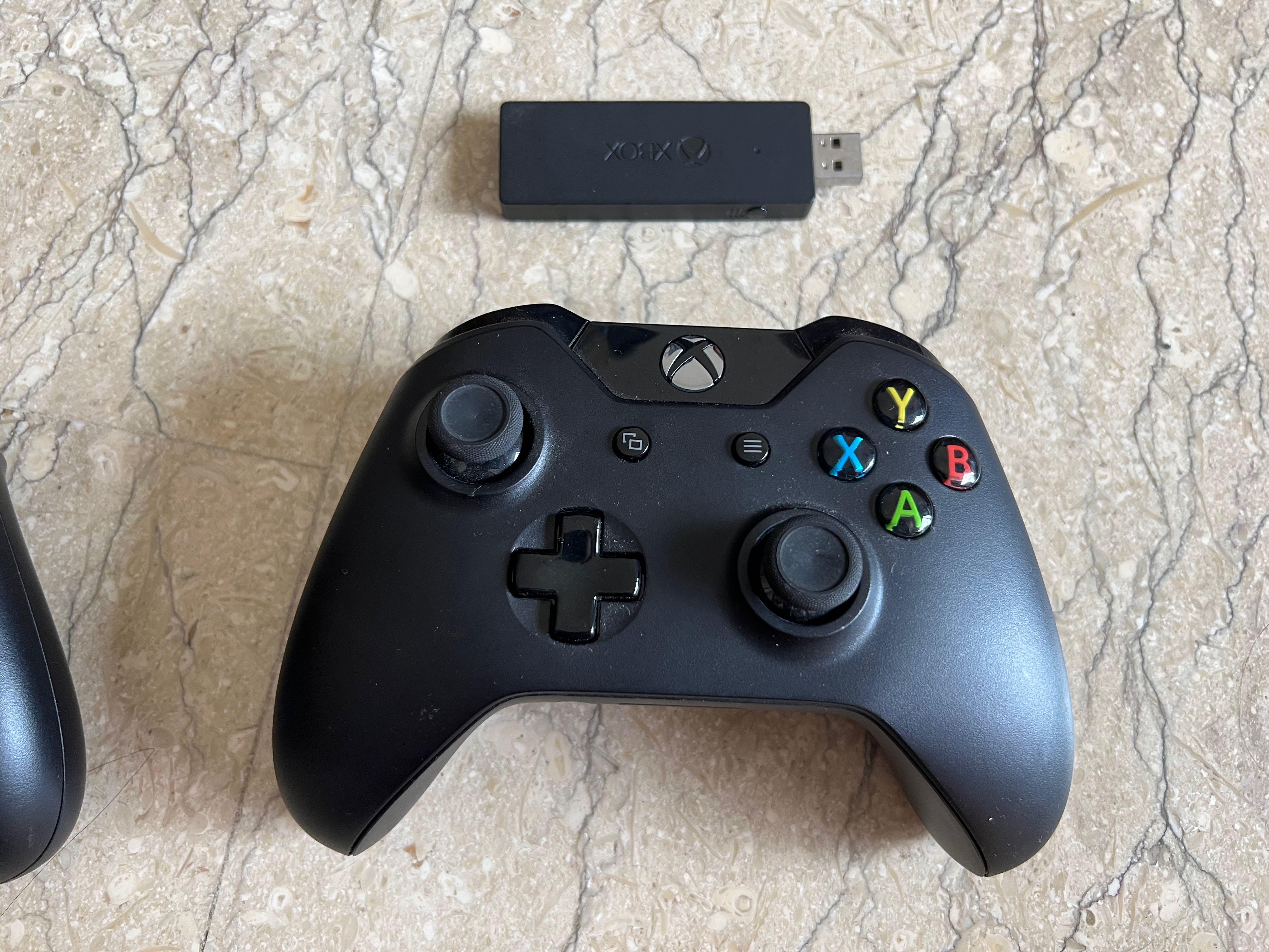 Xbox One Controller with USB key pairing, Video Gaming, Gaming ...