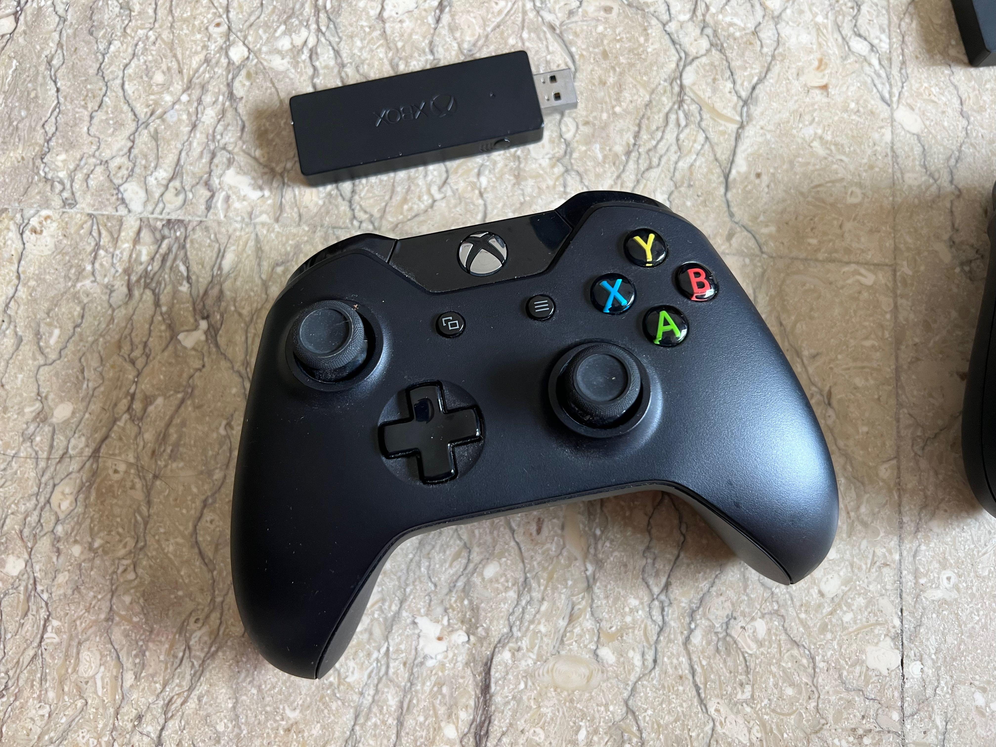 Xbox One Controller with USB key pairing, Video Gaming, Gaming ...