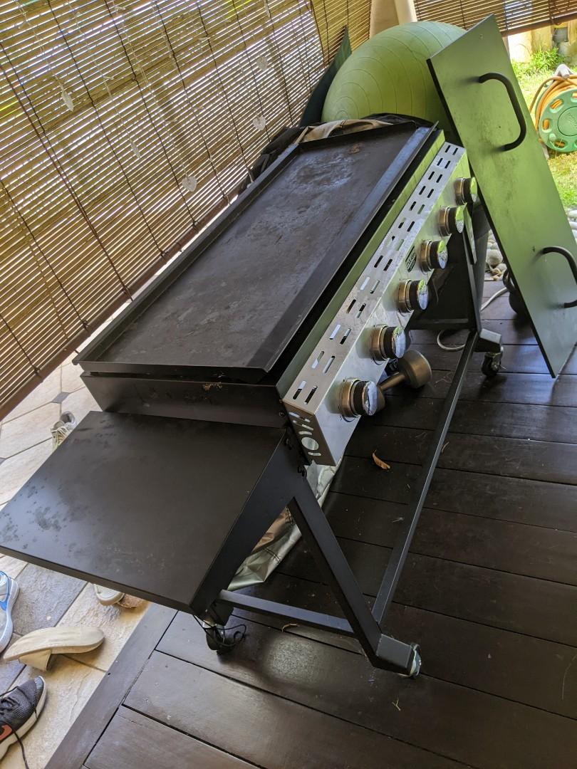 Aussie 6 burner plate gas BBQ, TV & Home Appliances, Kitchen Appliances ...