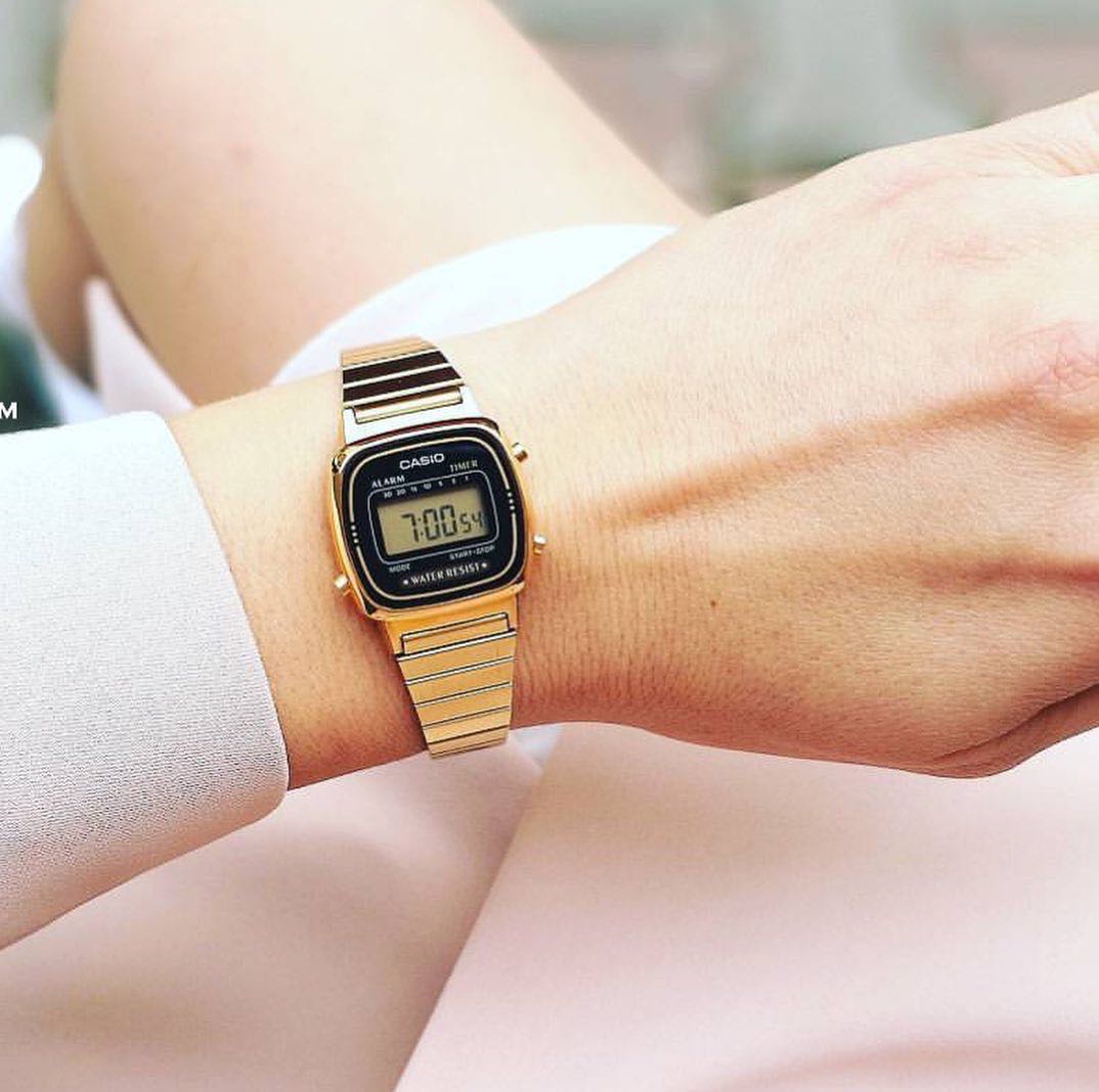 Casio vintage women watch LA670WGA-1, 女裝, 手錶及配件, 手錶 - Carousell