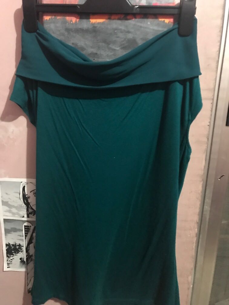 CLN TOP, Women's Fashion, Tops, Blouses on Carousell