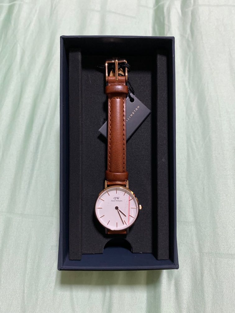 DW Lady Watches, Women's Fashion, Watches & Accessories, Watches on ...