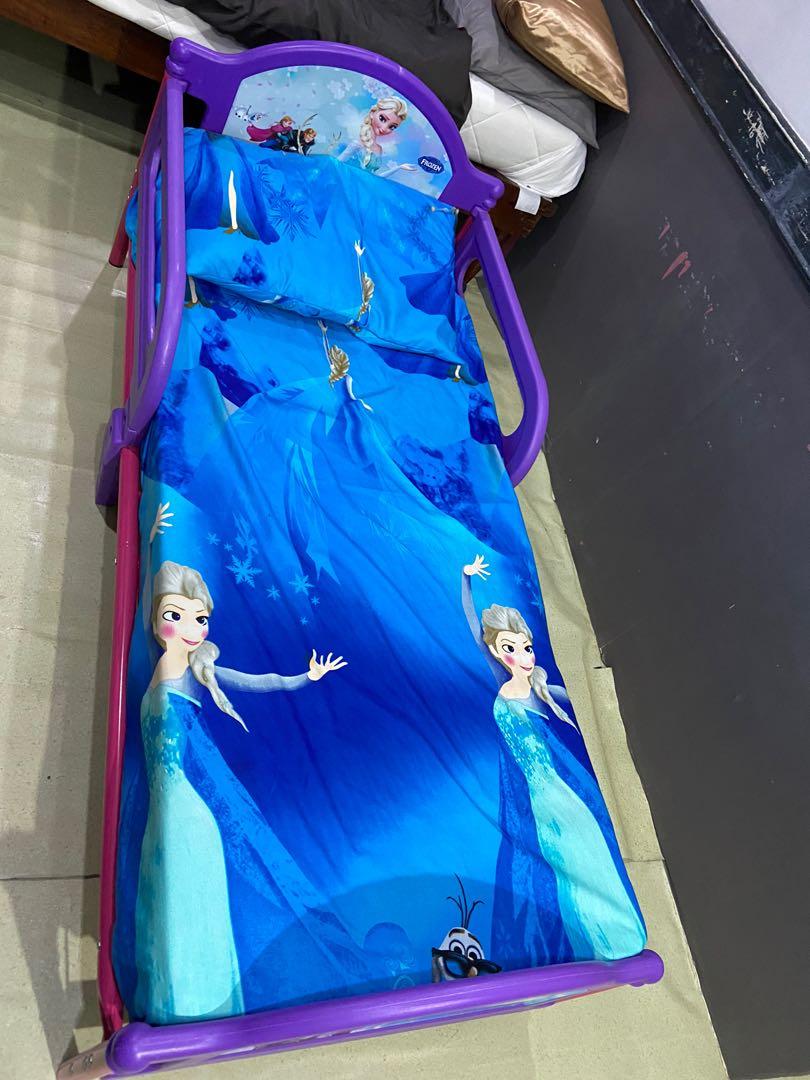 Frozen (Queen Elsa Bed) with foam and pillow, Babies & Kids, Baby ...