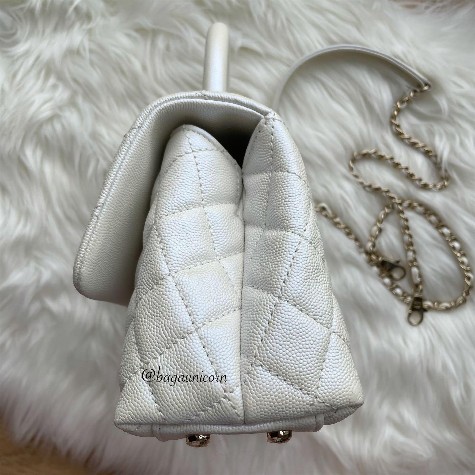 (Full set) Chanel iridescent white coco handle small cch, Women's ...