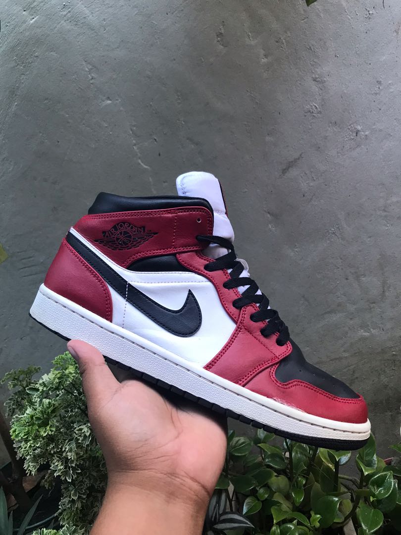 Jordan 1 chicago toe, Men's Fashion, Footwear, Sneakers on Carousell