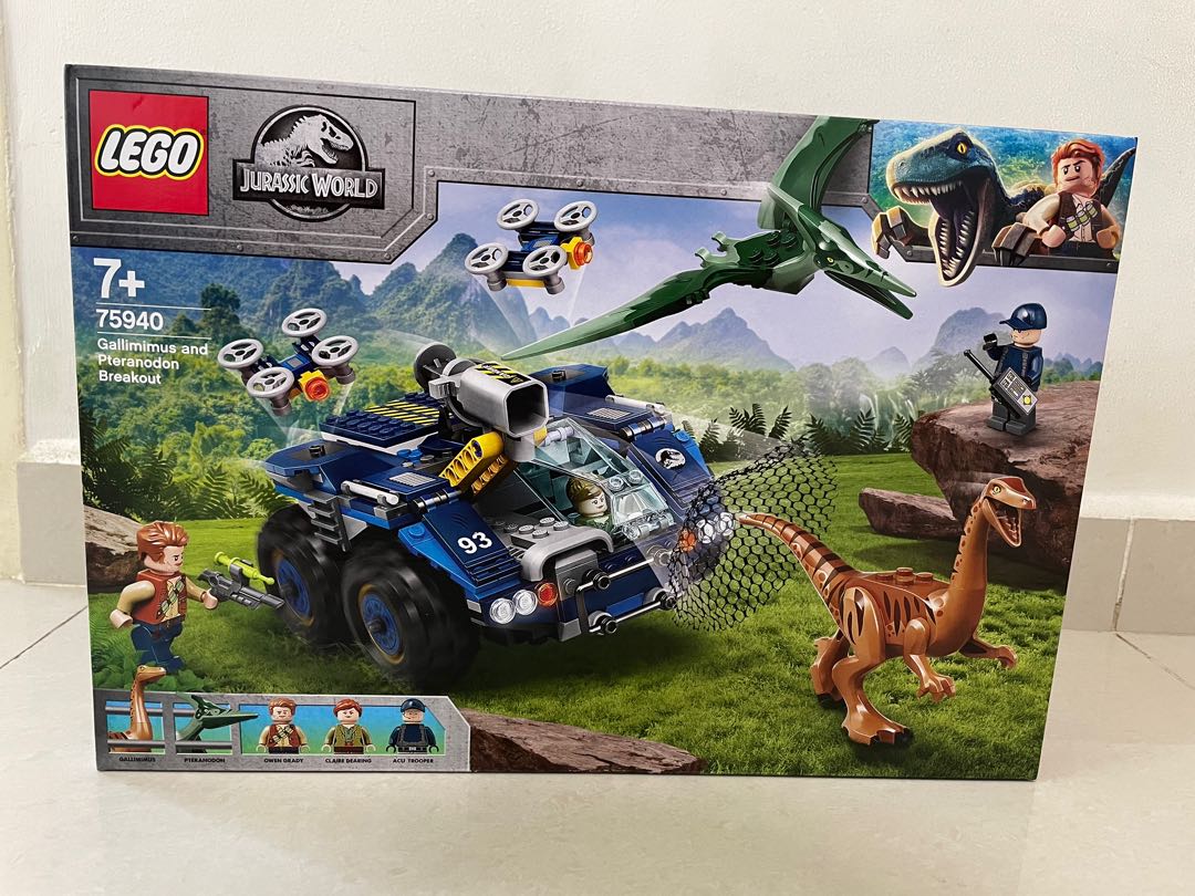 LEGO 75940 Gallimimus and Pteranodon Breakout, Hobbies & Toys, Toys ...
