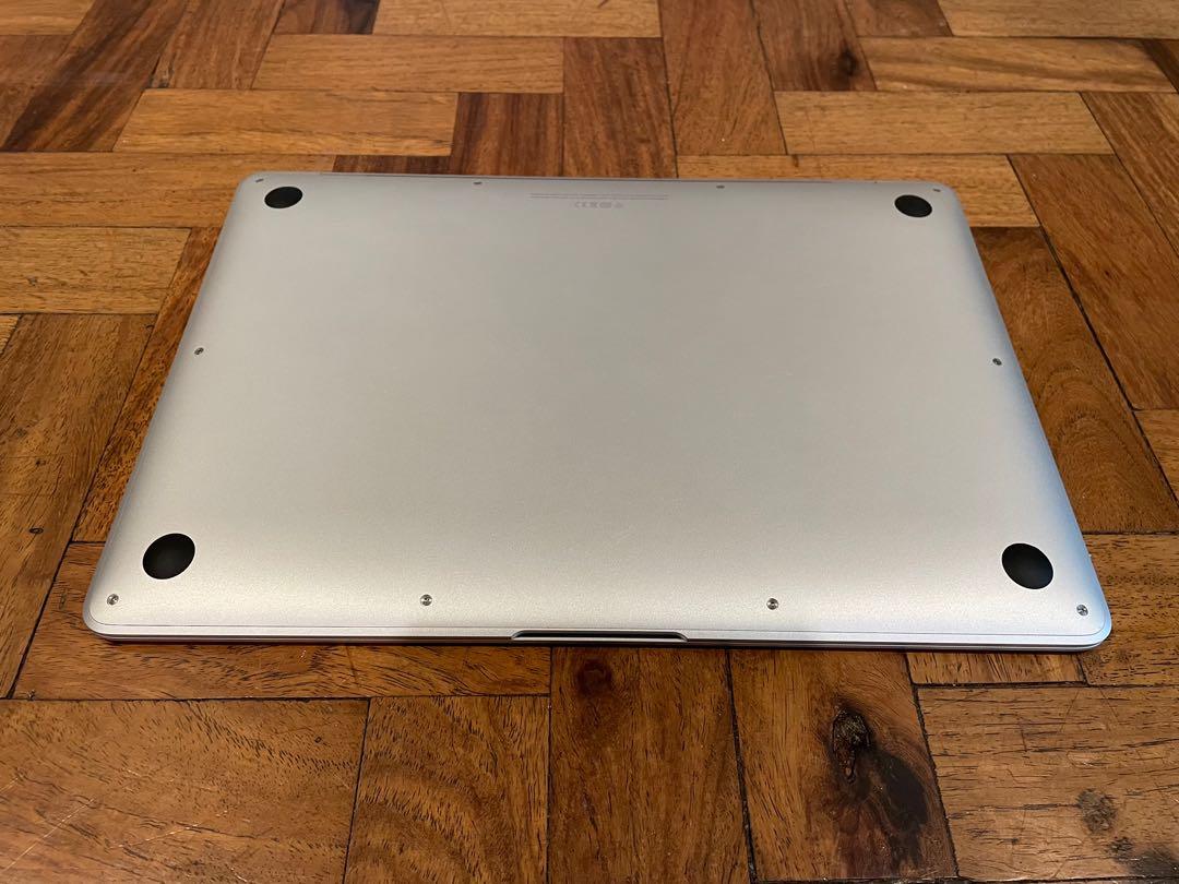 Macbook Air M1 Silver, Computers & Tech, Laptops & Notebooks on Carousell