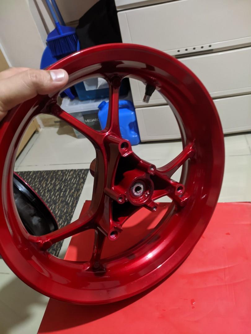 NMAX V2/2.1 STOCK MAGS CANDY RED, Motorbikes, Motorbike Parts ...