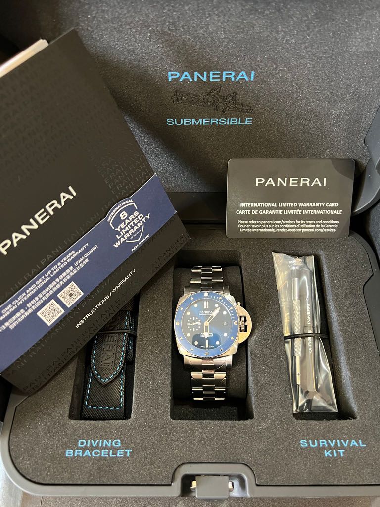 PANERAI SUBMERSIBLE BLU NOTTE PAM 1068, Luxury, Watches on Carousell