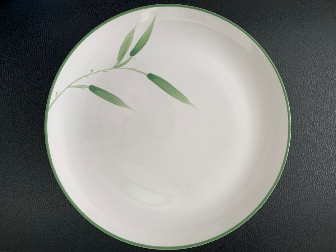 (Pre-loved) Plates, Furniture & Home Living, Kitchenware & Tableware ...