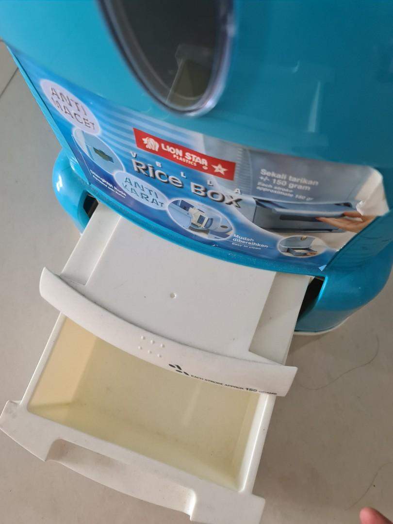 Rice box lion star, Kitchen & Appliances di Carousell