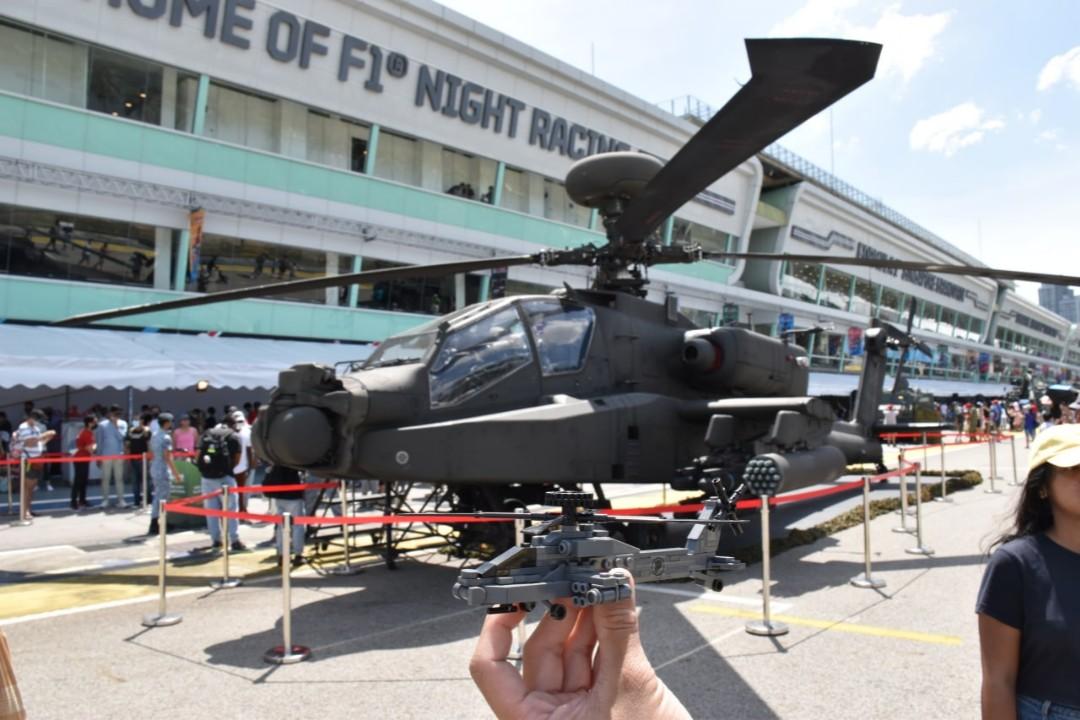 RSAF Mini Apache AH-64 lego compatible helicopter, Hobbies & Toys, Toys ...