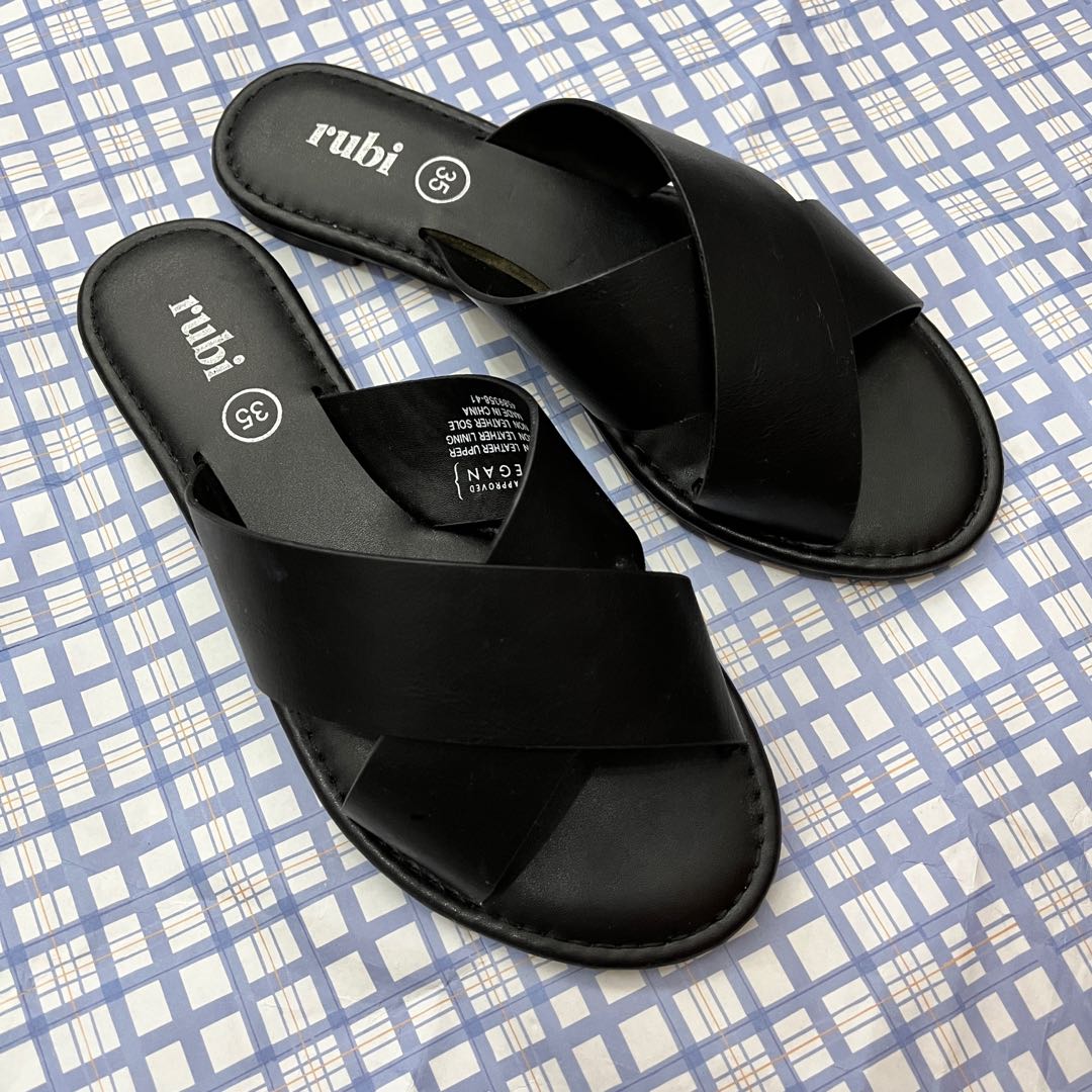 Rubi Slipper in black, Women's Fashion, Footwear, Flipflops and Slides ...