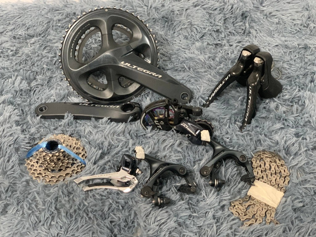 SHIMANO ULTEGRA R8000 Groupset, Sports Equipment, Bicycles & Parts ...