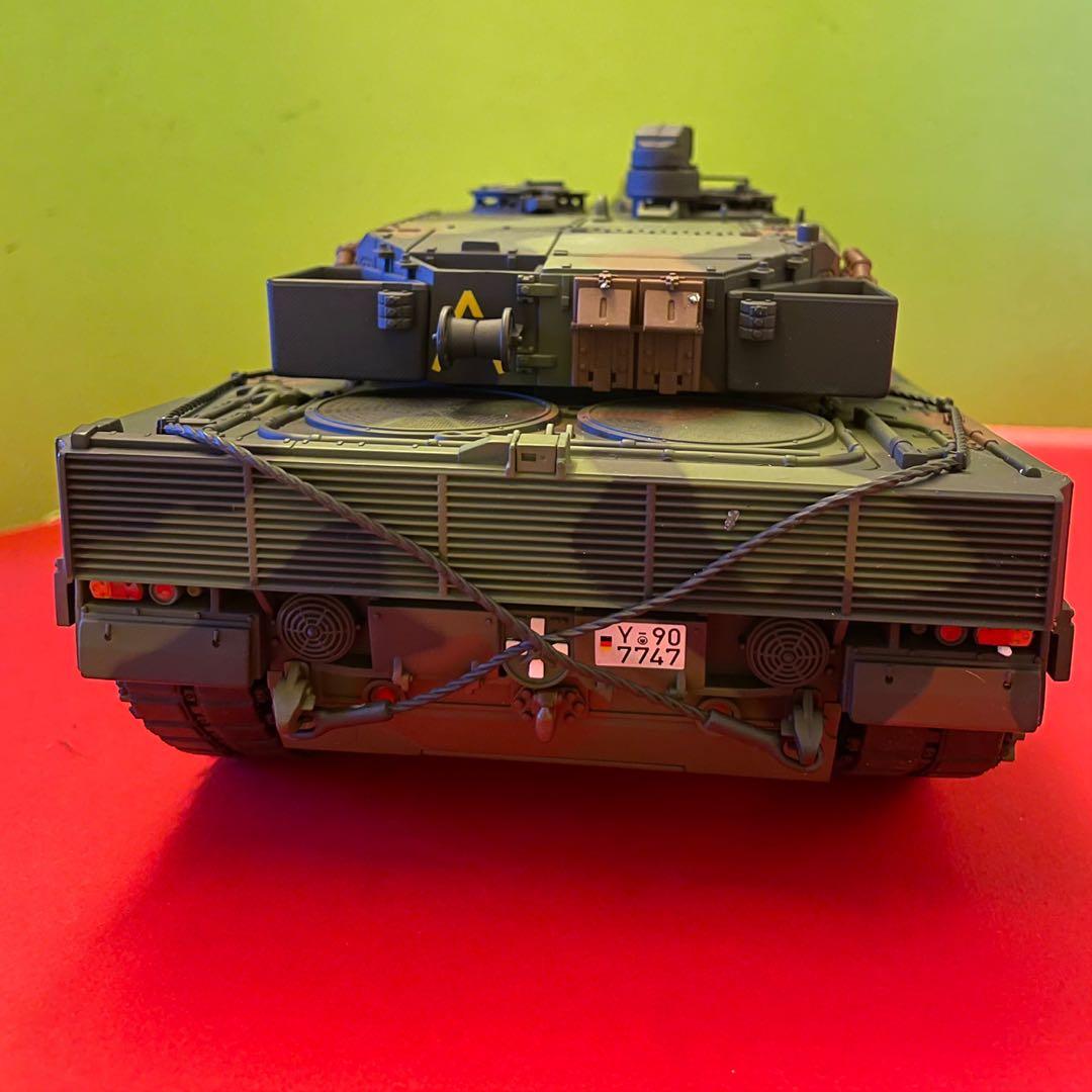 Tokyo Marui 1:24 Leopard 2A5 Main Battle Tank RC Tank, 興趣及遊戲, 玩具 & 遊戲類 ...