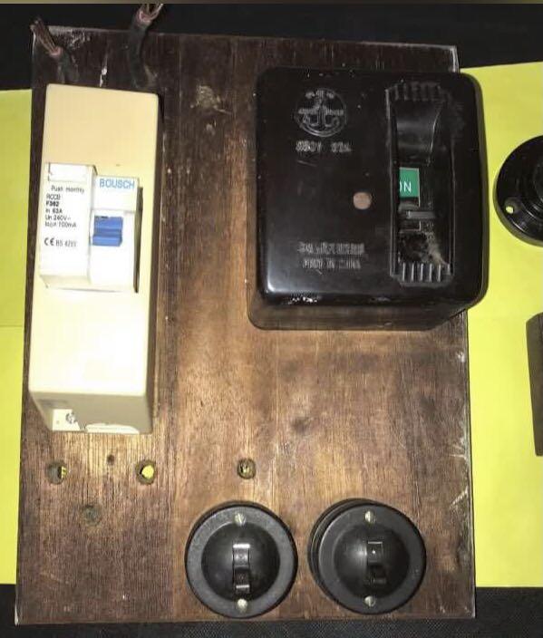 VINTAGE ELCB MAIN SWITCH ELECTRICAL LOT, TV & Home Appliances ...