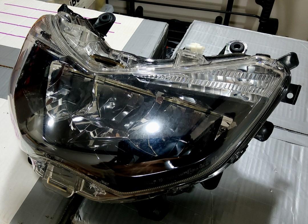Yamaha NMax v1 Original Headlight, Motorbikes, Motorbike Parts ...