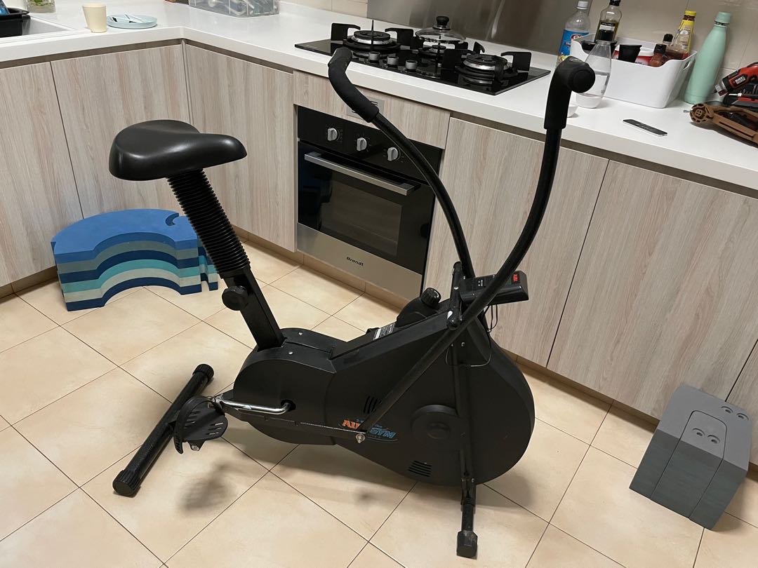 AIBI assault bike with pulse sensors + free dumbbells and stepper ...