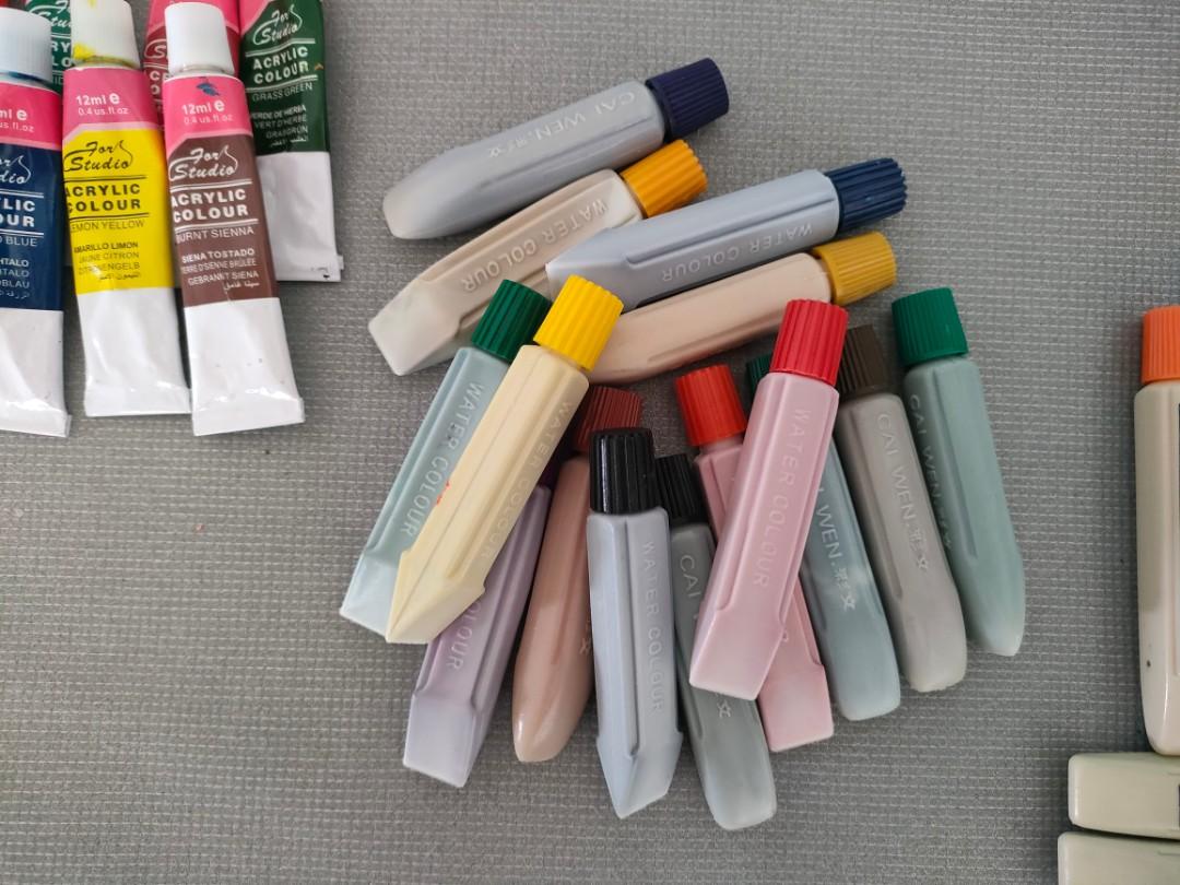Bunch of acrylic paint, poster paint, watercolour paint, Hobbies & Toys ...