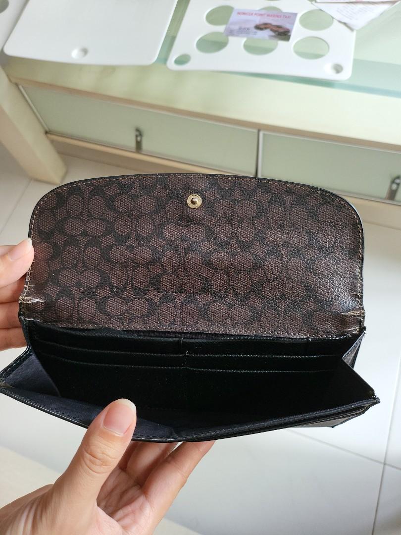 Coach Classic Wallet, Luxury, Bags & Wallets on Carousell