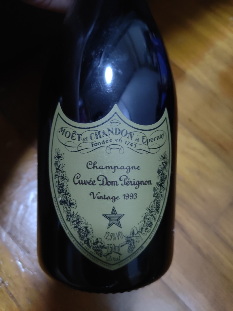 Dom Perignon Vintage 1993 (past drinkable stage), Hobbies & Toys ...
