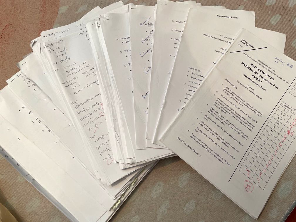 大量DSE數學試卷 math mock papers, 興趣及遊戲, 書本 & 文具, 教科書 - Carousell