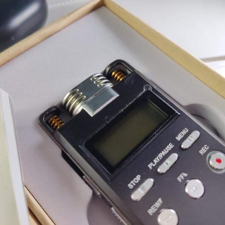 Evista Digital voice recorder, Audio, Voice Recorders on Carousell