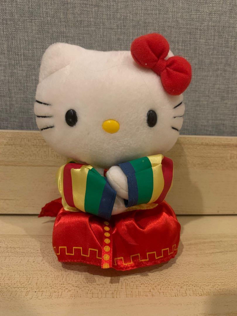 Hello Kitty in Hanbok, Hobbies & Toys, Toys & Games on Carousell