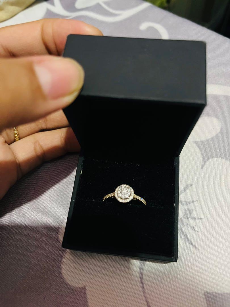 MANILA DIAMOND STUDIO ENGAGEMENT RING, Women's Fashion, Jewelry ...