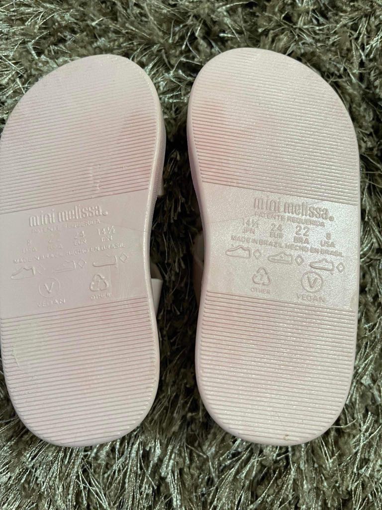 Mini Melissa, Babies & Kids, Babies & Kids Fashion on Carousell