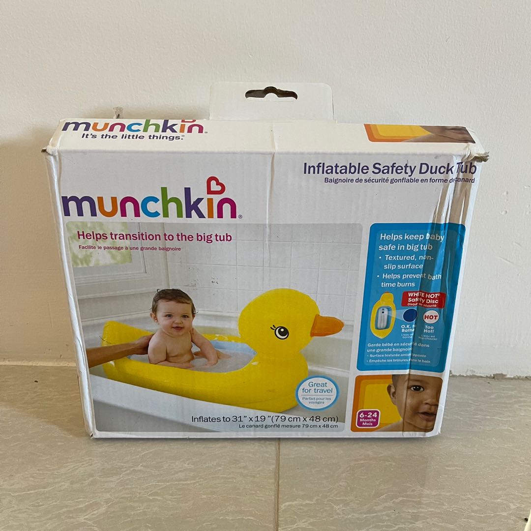 Munchkin Inflatable Safety Duck Tub, Babies & Kids, Bathing & Changing ...